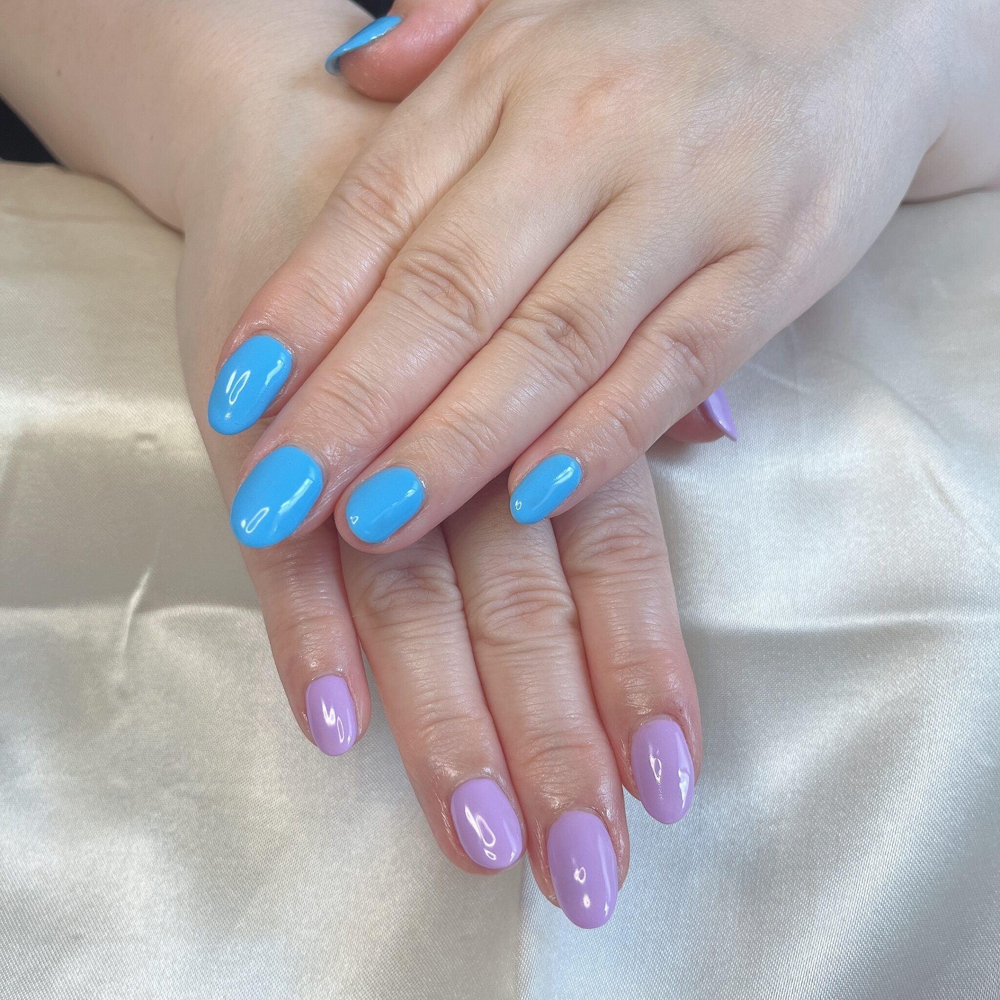 夏 ワンカラー ネイルのデザイン集～ シンプルでおしゃれな夏ネイル♡ - Bijou Nails（ビジューネイルズ）