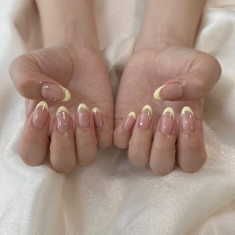 フレンチネイル "色"で一番人気は意外にも・・・シルバーです！ - Bijou Nails（ビジューネイルズ）