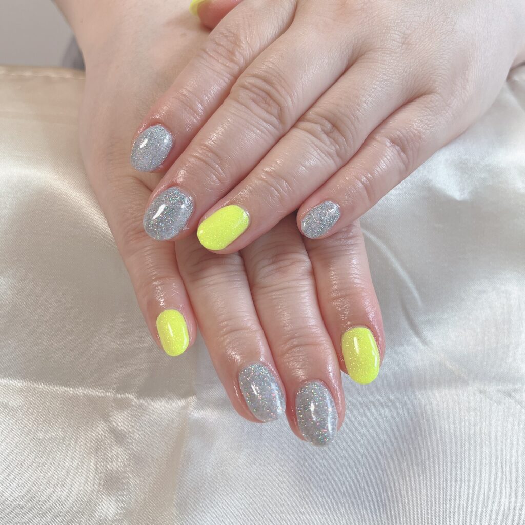 黄色・黒との組み合わせネイルは際立ちます♡ - Bijou Nails（ビジューネイルズ）